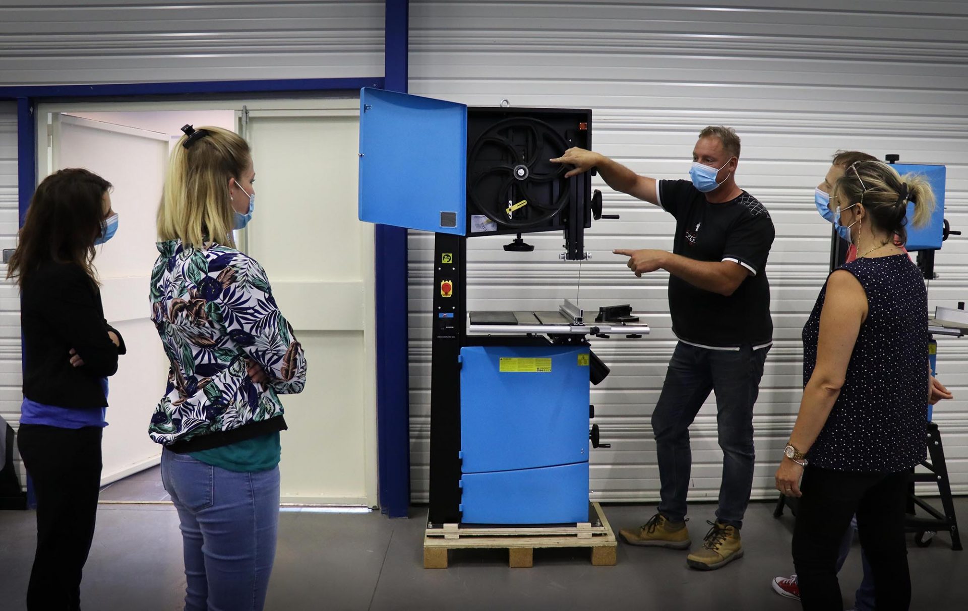 LEMAN CUTTING TOOLS: DEMANDING TECHNICAL EXPERTISE FOR 100% CONTROLLED ...